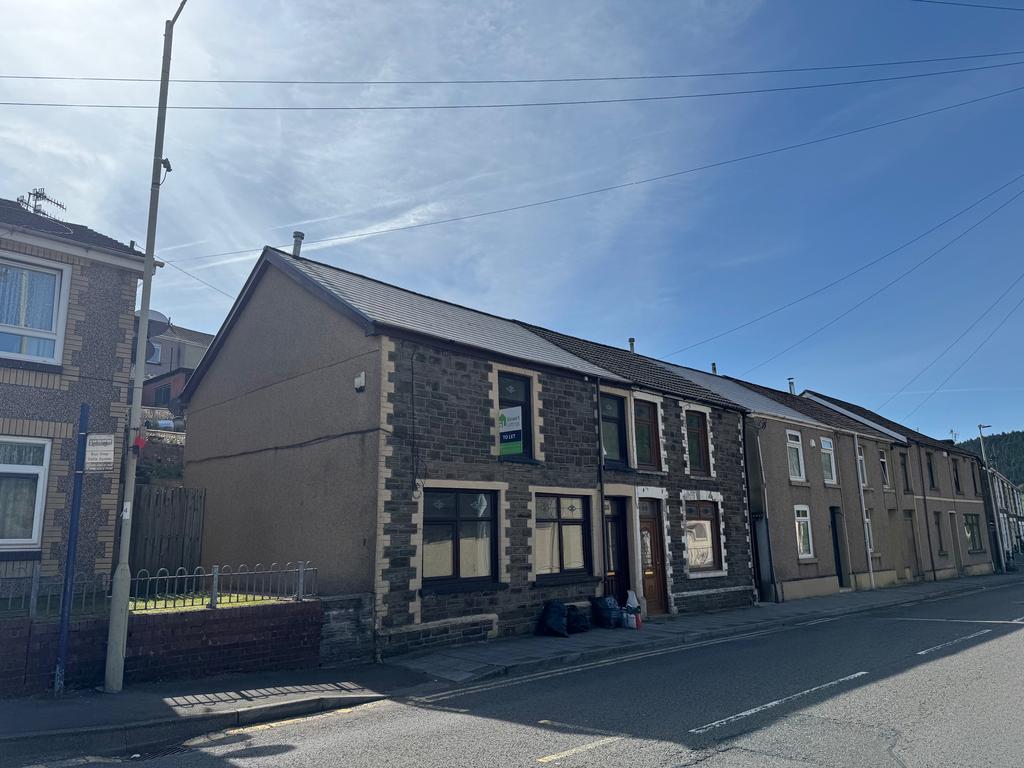 Nanthir Road, Blaengarw, Bridgend 3 bed terraced house - £850 pcm (£196 pw)