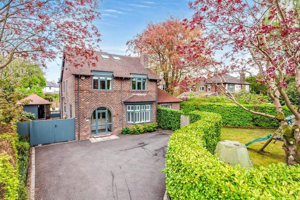 Woodlands Parkway, Timperley, Altrincham 5 bed detached house for sale ...