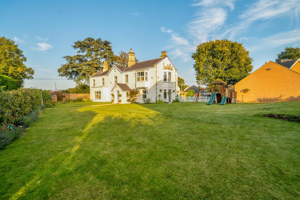 Fernham Road, Faringdon, Oxfordshire... 5 bed detached house for sale ...