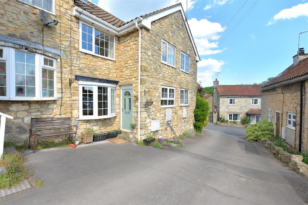 Wilkinson Terrace, Stutton, Tadcaster 2 bed terraced house - £220,000