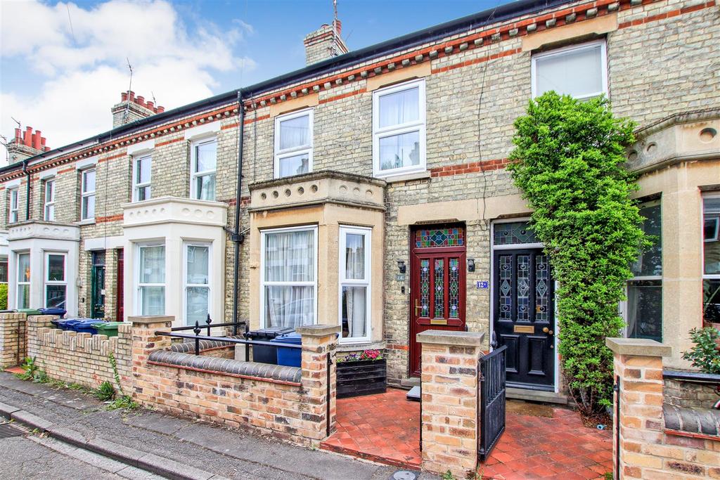Springfield Road, Cambridge 3 bed terraced house for sale - £500,000