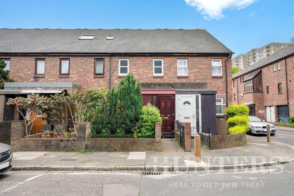Plevna Crescent, Tottenham, London 2 bed house for sale - £450,000