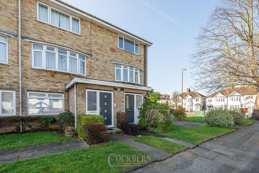 Parkview Road, London, SE9 3QW 2 bed maisonette - £1,600 pcm (£369 pw)