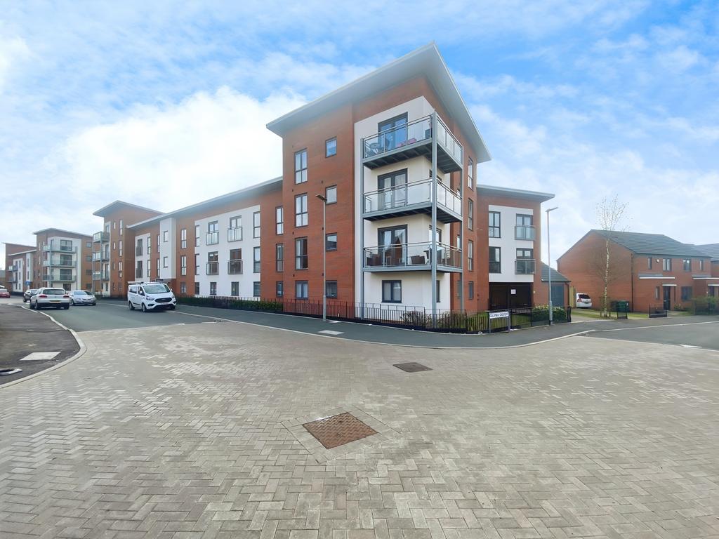 Columbia Crescent, Wolverhampton WV10 2 bed apartment to rent - £850 ...