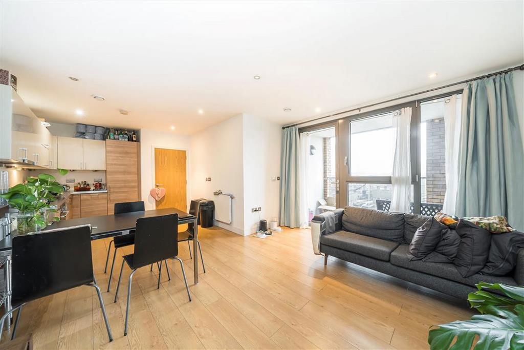 Silwood Street, London SE16 2 bed flat - £395,000