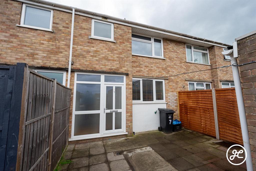 Pear Tree Close, Bridgwater 3 bed terraced house for sale - £205,000