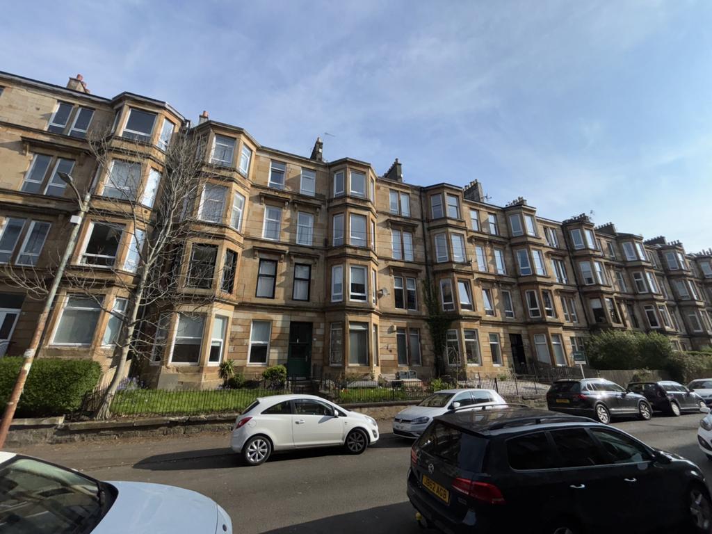 Finlay Dr, Glasgow G31 2 bed flat - £1,200 pcm (£277 pw)