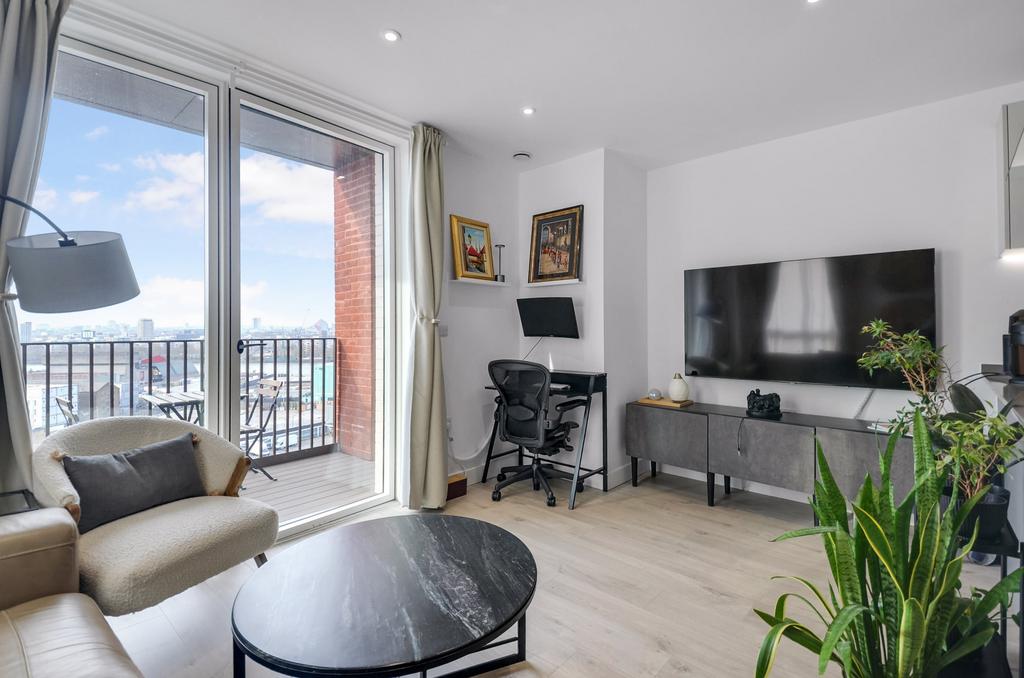 at Arden Mansion, 31 Sleaford Street... 2 bed apartment - £720,000