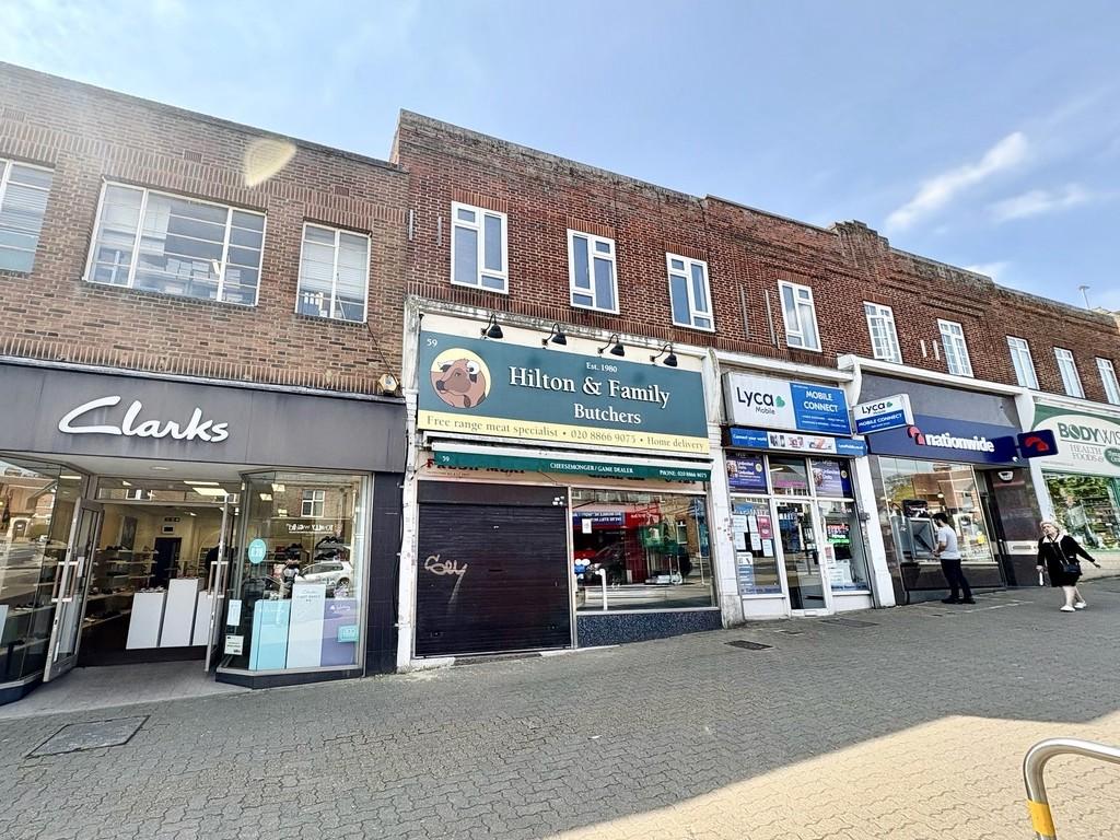 Bridge Street, Pinner HA5 2 bed apartment to rent - £1,550 pcm (£358 pw)