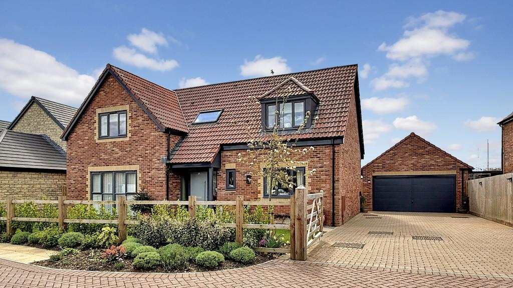 Kendall Lane, Semington 5 bed detached house - £870,000