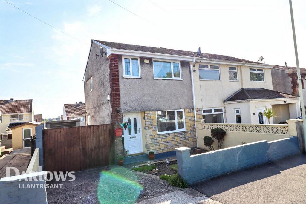 Llantwit Fardre CF38 2 bed semi-detached house for sale - £190,000
