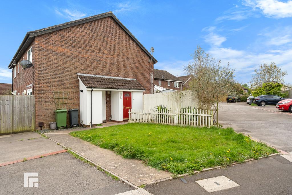 oakridge-thornhill-cardiff-1-bed-terraced-house-for-sale-195-000