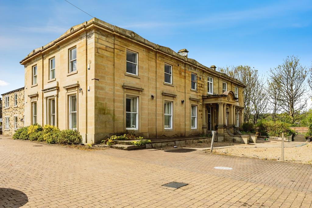 The Manor House, Moorside Avenue... 2 bed apartment for sale - £139,000