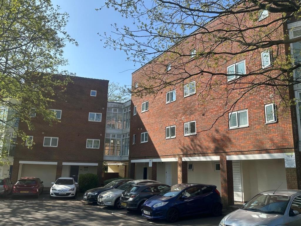 Mount Lane, Bracknell, RG12 Studio - £850 pcm (£196 pw)