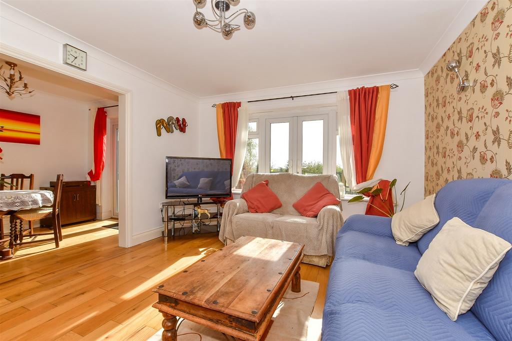 Robin Hood Lane, Lydd, Romney Marsh... 3 bed link detached house for ...