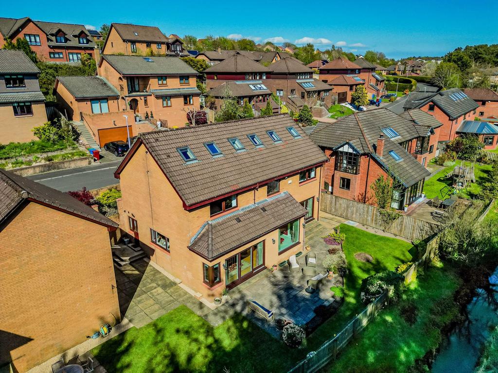 James Croft Drive, Falkirk, FK1 6 bed villa - £535,000