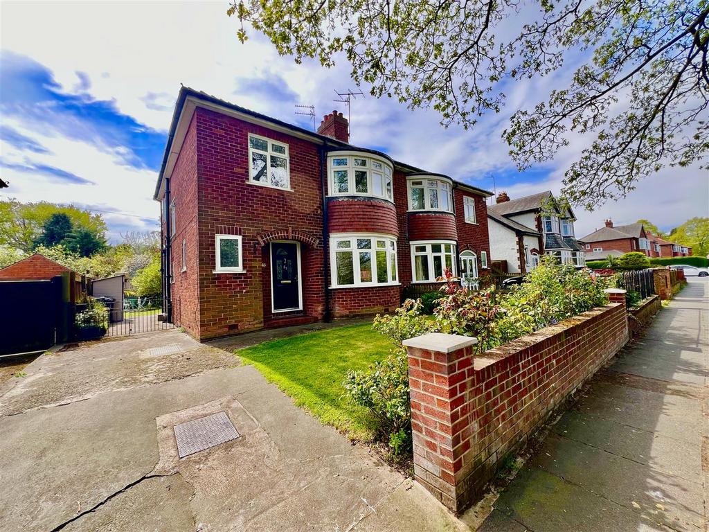 Staindrop Road, Darlington 3 bed semi-detached house for sale - £255,000