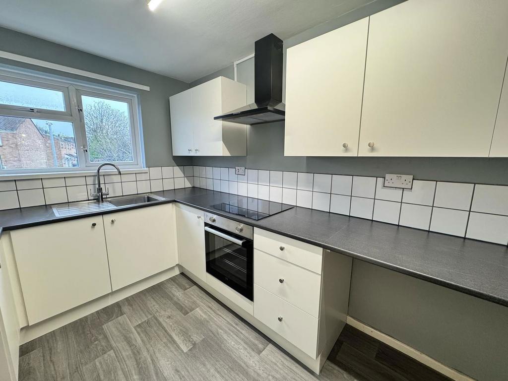 Beaulieu Close, Toothill, Swindon... 1 bed flat for sale - £110,000