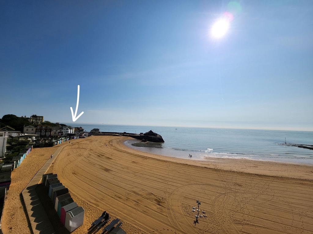 Pier Approach, Broadstairs CT10 3 bed flat - £675,000
