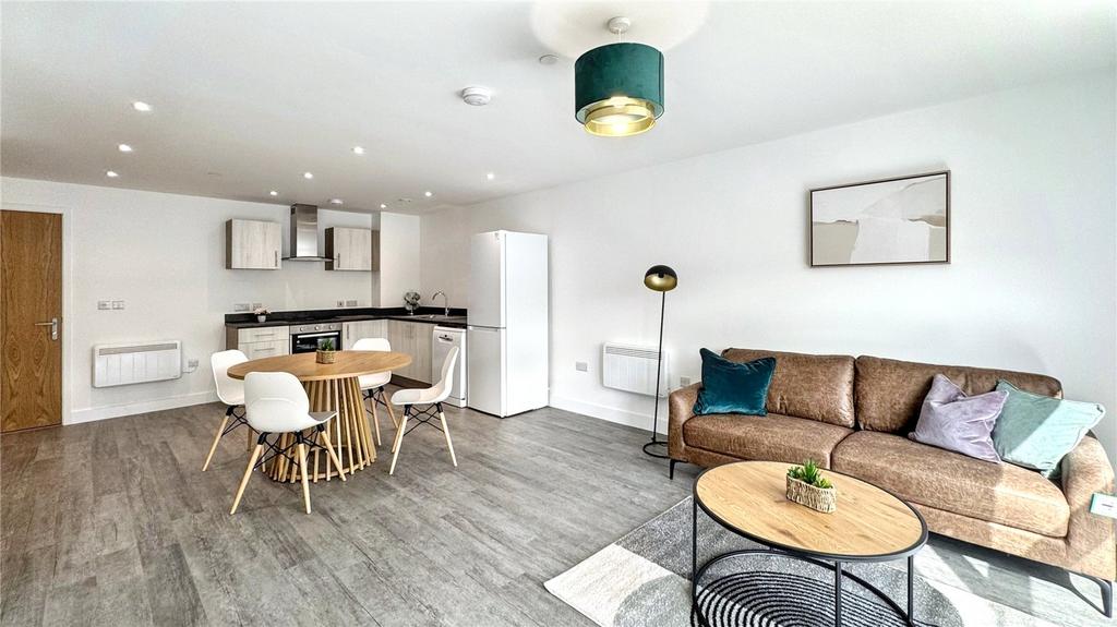 John Gregory Court, Worcester WR4 1 bed apartment - £875 pcm (£202 pw)