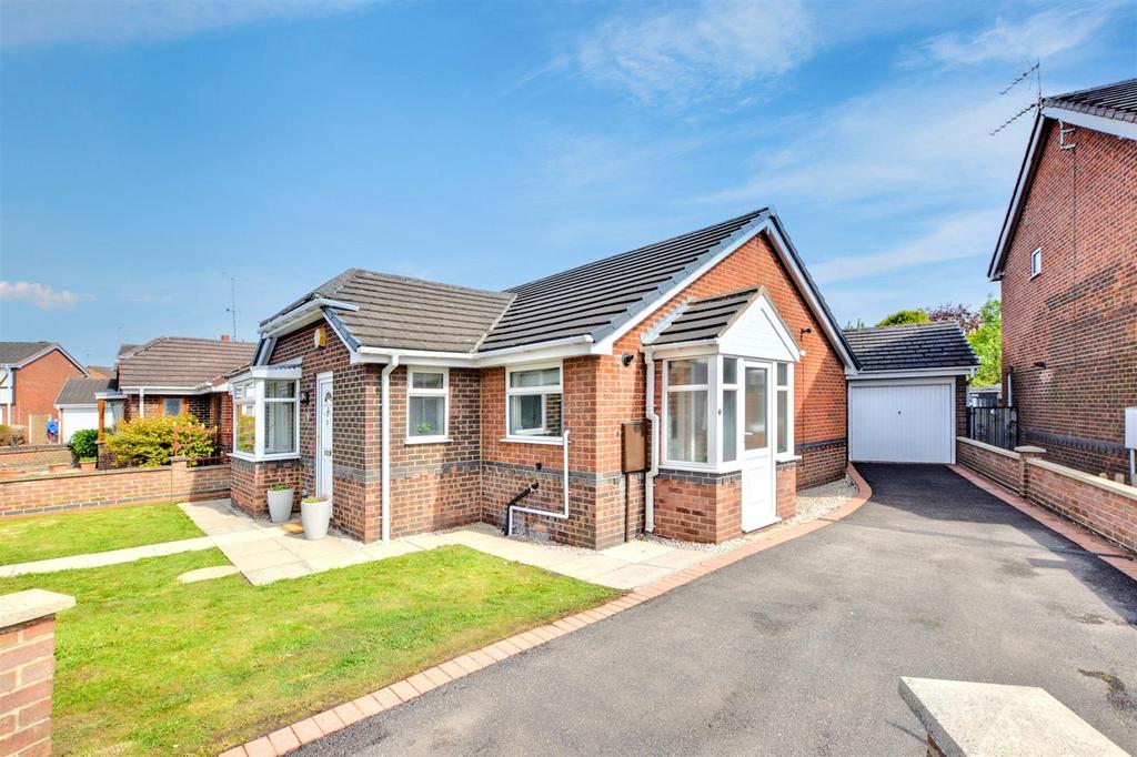 Rush Leys, Long Eaton 2 bed detached bungalow - £250,000