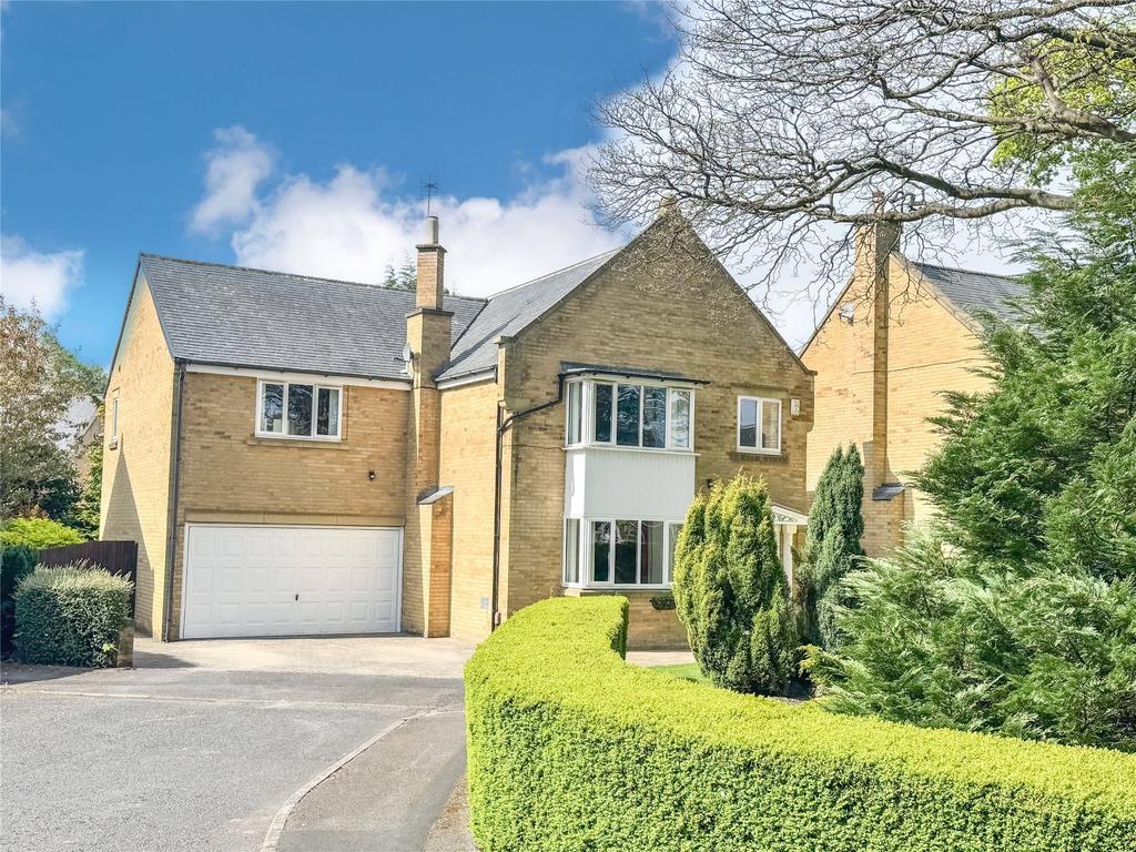 Stedham Close, Usworth Hall... 4 bed detached house for sale - £400,000