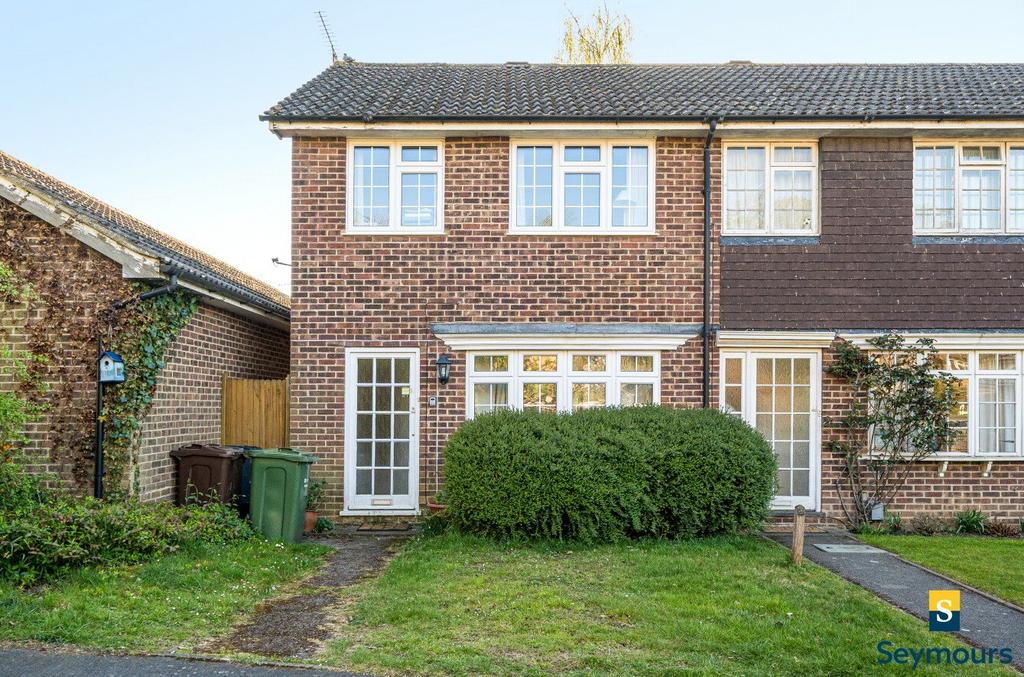 Partridge Way, Surrey GU4 3 bed end of terrace house for sale - £425,000