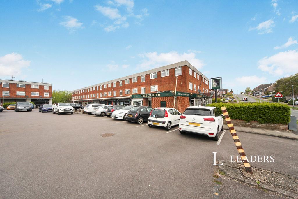 Lowther Road - LU6 3NL 2 bed flat to rent - £1,100 pcm (£254 pw)