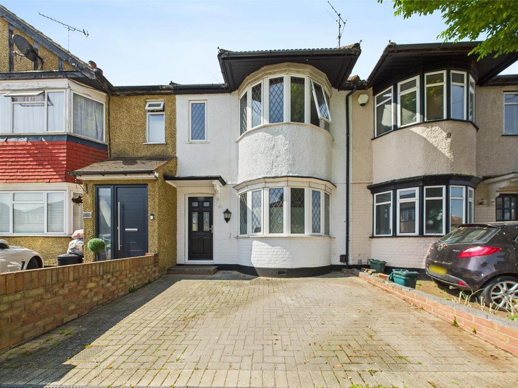 Dulverton Road, Ruislip HA4 3 bed terraced house for sale - £550,000