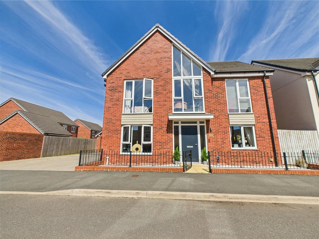 Romney Way, Worcester... 4 bed detached house - £500,000