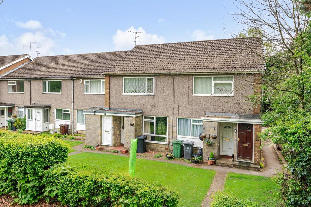 Netherdale Court, Wetherby 1 bed flat - £135,000