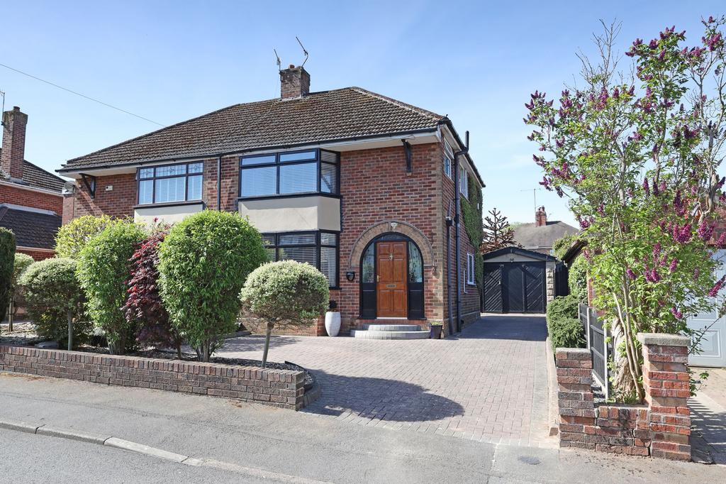 Cherry Tree Close, Trentham, ST4 3 bed semi-detached house for sale - £ ...