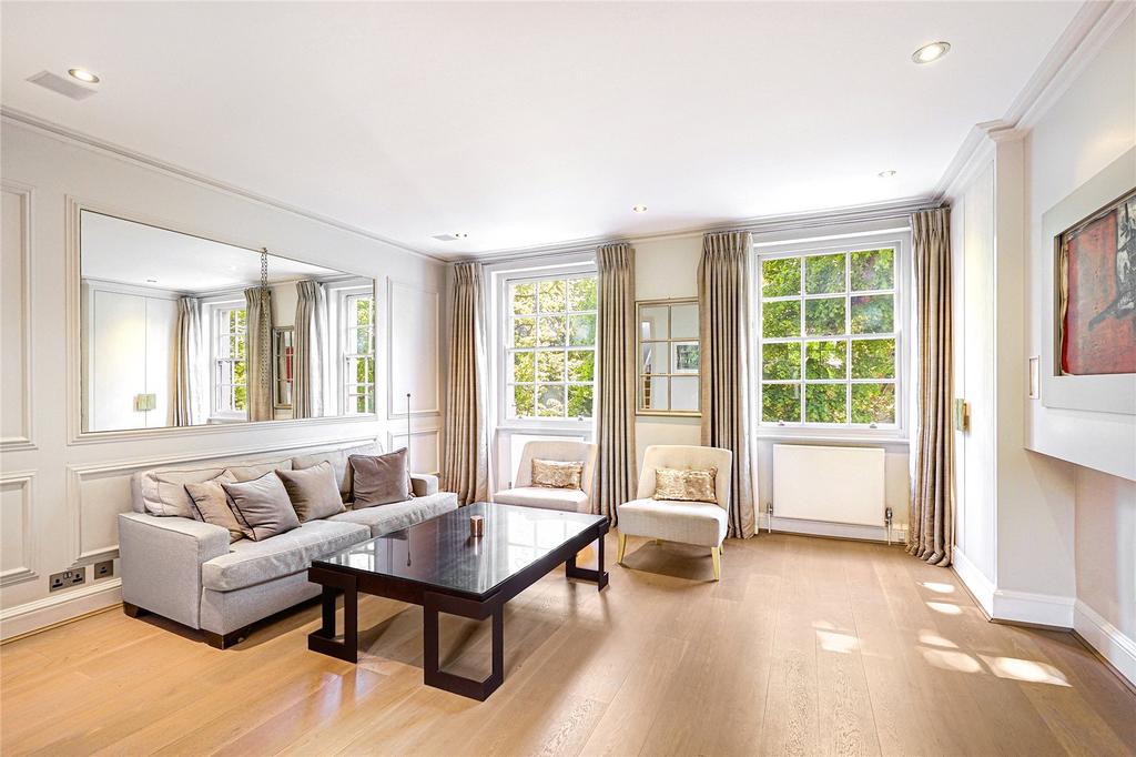 58-59 Brompton Square, London, SW3 2 bed penthouse - £5,997 pcm (£1,384 pw)