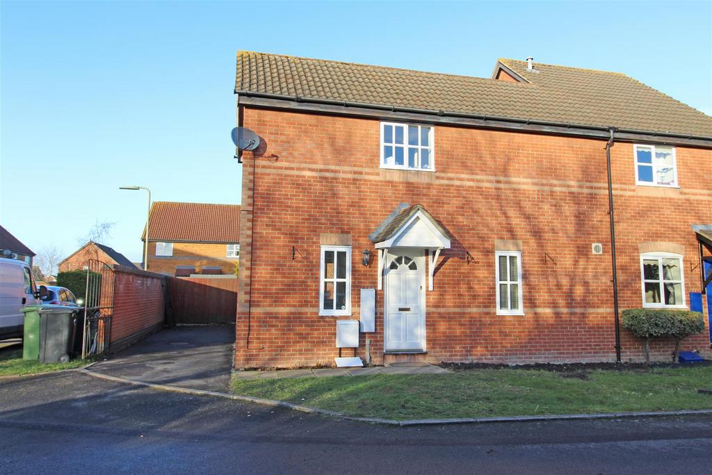Roding Way, Didcot 2 bed semi-detached house - £1,400 pcm (£323 pw)