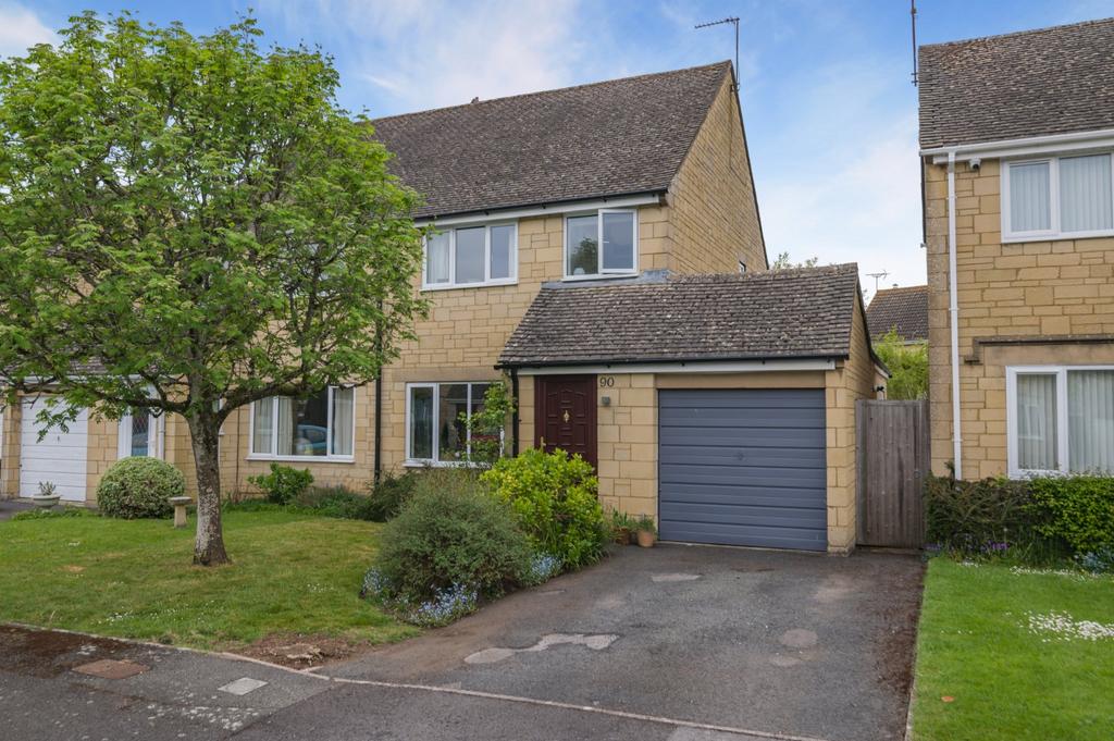 Alexander Drive, Cirencester... 3 bed semi-detached house for sale - £ ...