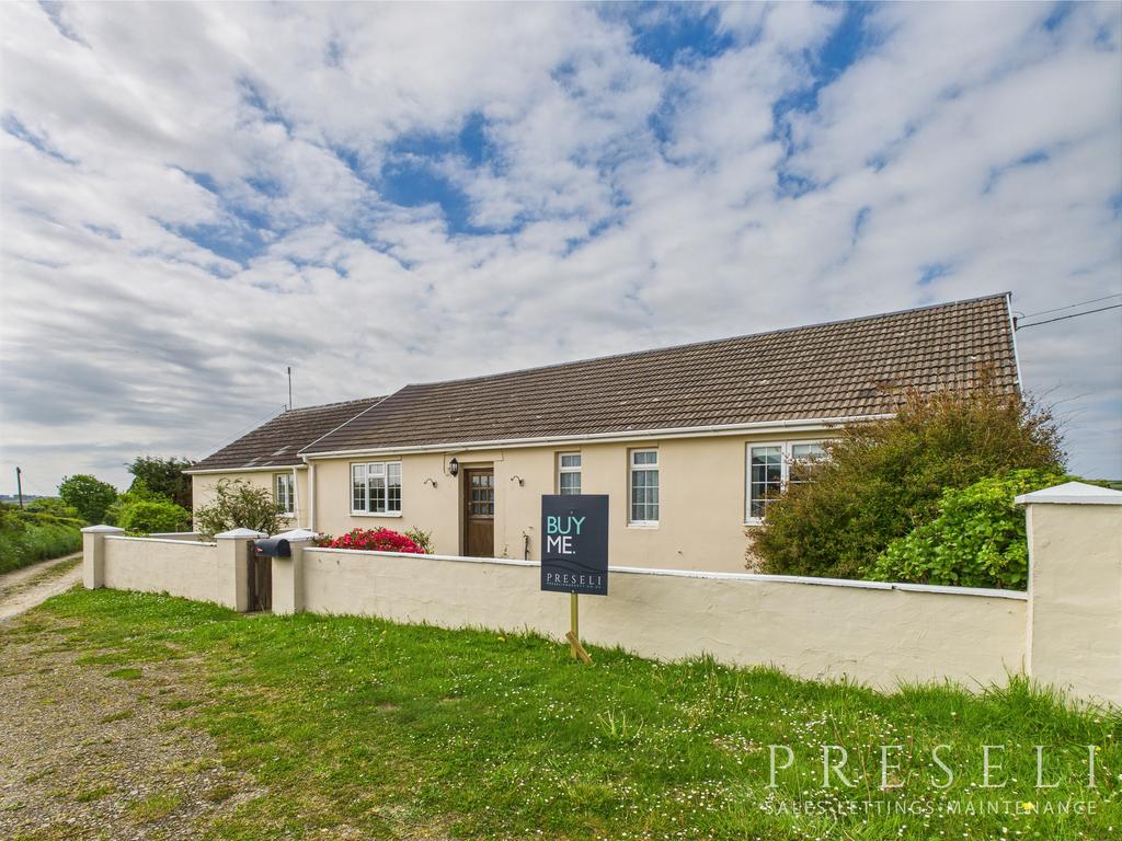 Barnsley Farm, Hayscastle... Farm for sale - £475,000