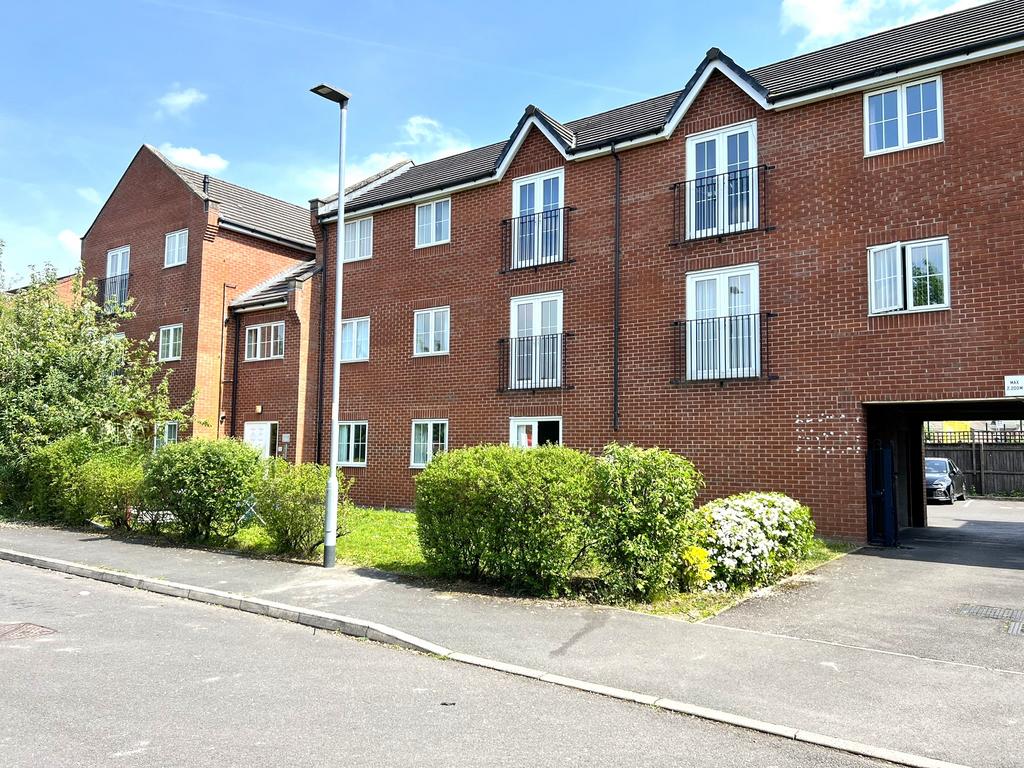Rawsthorne Avenue, Gorton 2 bed apartment - £85,000