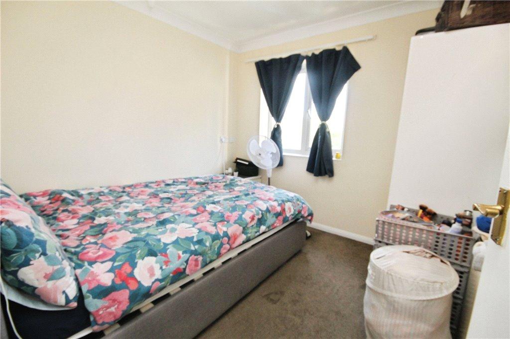 Mayday Road, Thornton Heath, CR7 1 bed apartment - £1,200 pcm (£277 pw)