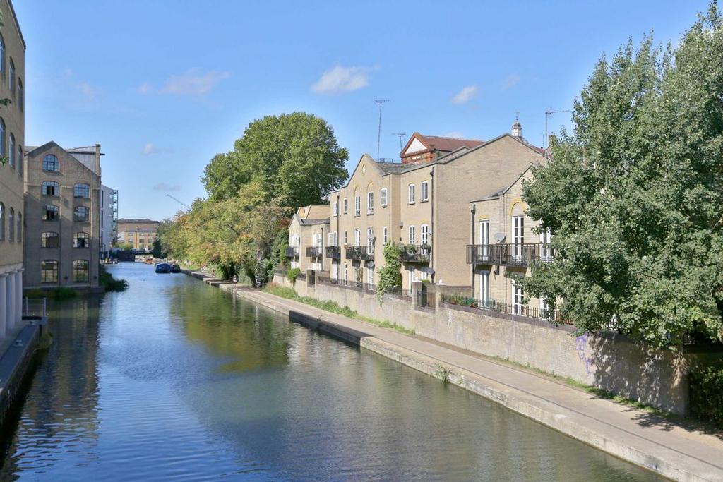 Thornhill Bridge Wharf, London N1 1 bed flat - £2,650 pcm (£612 pw)