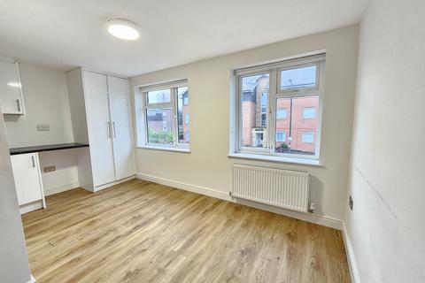 Bedsits To Rent In London | OnTheMarket