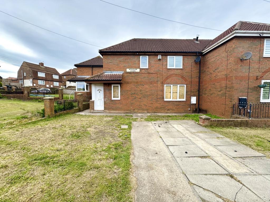 Newholme Estate, Station Town... 3 bed semi-detached house - £55,000