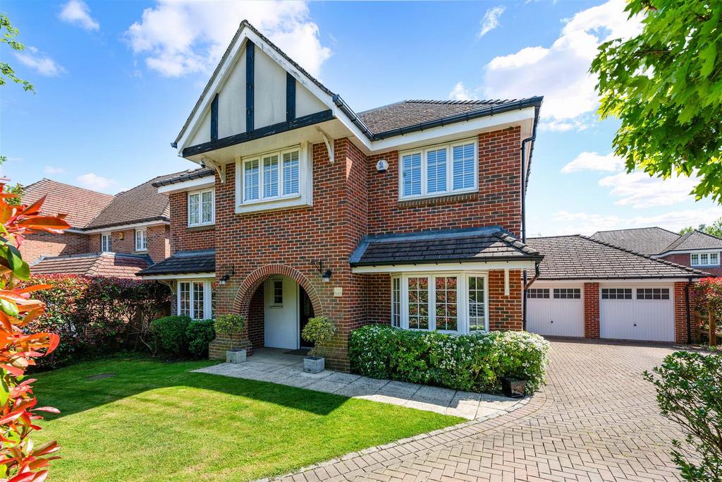 Killowen Close, Tadworth 5 bed detached house for sale - £1,200,000
