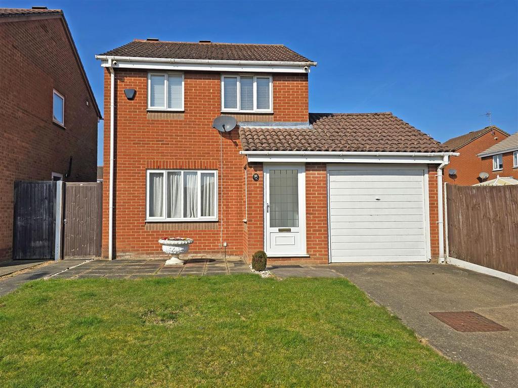 Boxfield Green, Stevenage 4 bed house - £1,900 pcm (£438 pw)