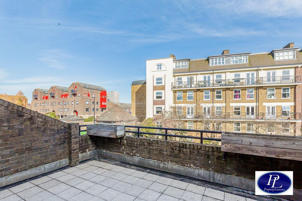Wine Close, Garnet Street, Wapping... 1 bed house - £1,998 pcm (£461 pw)