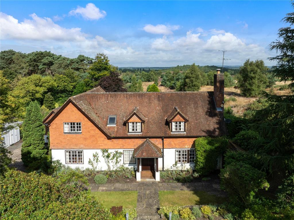 Thursley Road, Churt, Farnham... 4 bed detached house - £2,150,000
