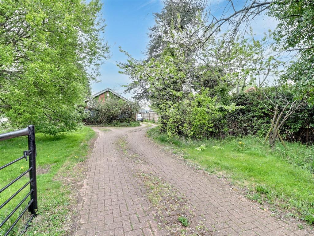 Silfield Street, Silfield NR18 4 bed detached bungalow for sale - £675,000