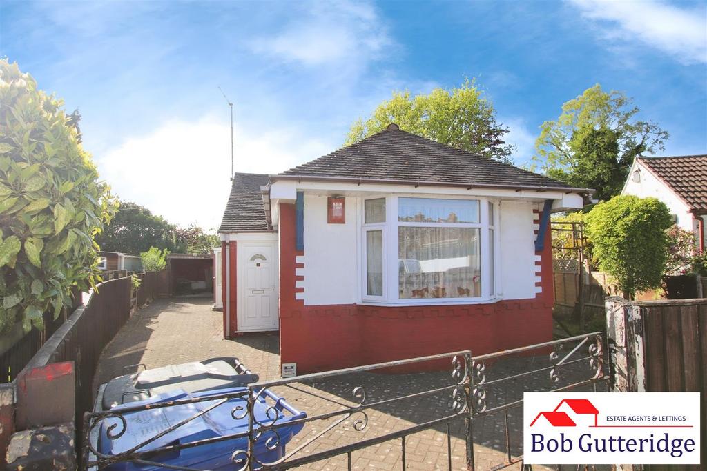 Newton Road, Porthill, Newcastle 2 bed detached bungalow - £130,000