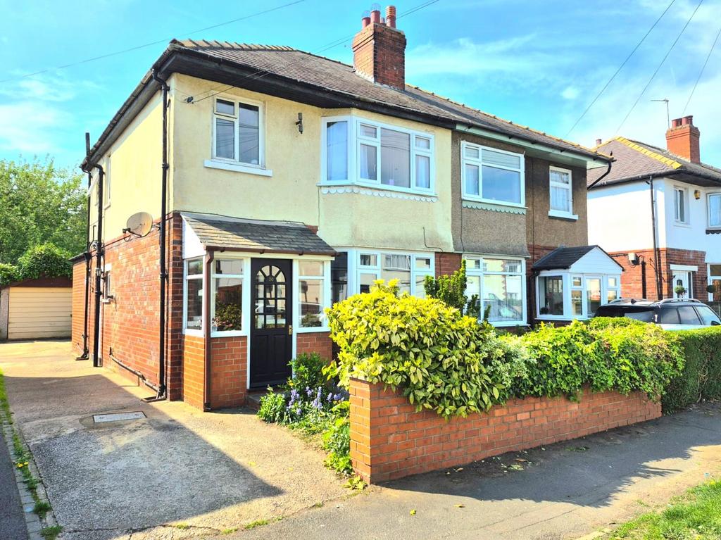 Willans Avenue, Leeds LS26 3 bed semi-detached house for sale - £285,000