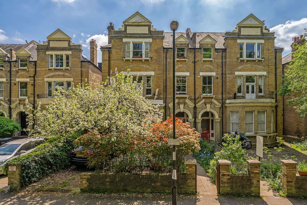 Lewisham Park, London SE13 2 bed flat for sale - £500,000