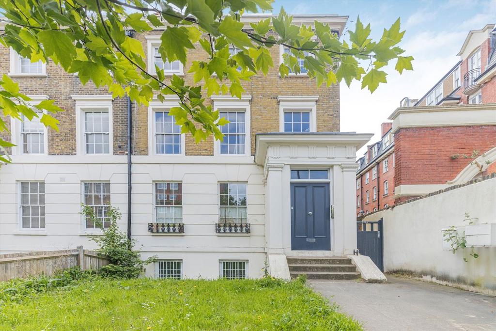 Dalston Lane, London E8 1 bed flat to rent - £2,496 pcm (£576 pw)